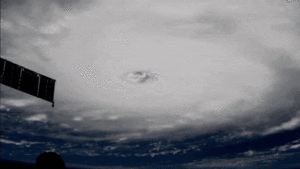 Hurricane GIFs - GIFcen